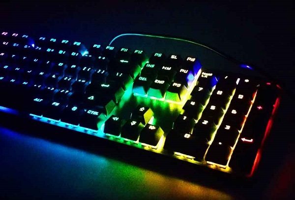 Comparatif meilleur clavier gamer : top 10 des claviers spécial gaming